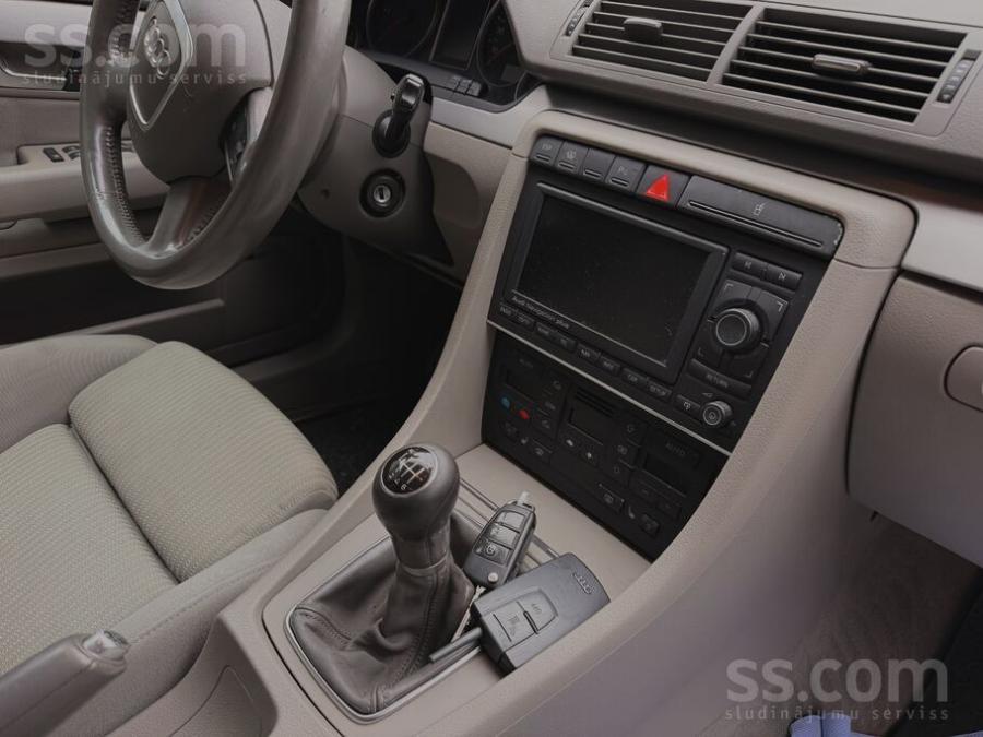 Zils Audi A4 2006 Rīga, ar dzinēja tilpumu 2.00 L un nobraukumu 375 tūkst. km par 3100 €, foto 8 vietnē AUTOMOTO.COM.LV