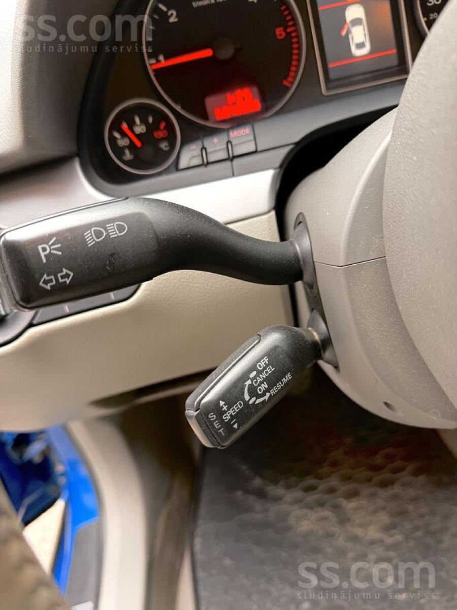 Zils Audi A4 2006 Rīga, ar dzinēja tilpumu 2.00 L un nobraukumu 375 tūkst. km par 3100 €, foto 13 vietnē AUTOMOTO.COM.LV