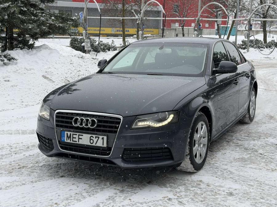 Blue Audi A4 2008 in Vilnius, with an engine capacity of 1.97 L and mileage of 308 thousand km for 3350 €, photo 1 on AUTOMOTO.COM.LV