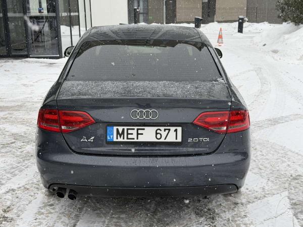 Zils Audi A4 2008 Viļņa, ar dzinēja tilpumu 1.97 L un nobraukumu 308 tūkst. km par 3350 €, foto 6 vietnē AUTOMOTO.COM.LV