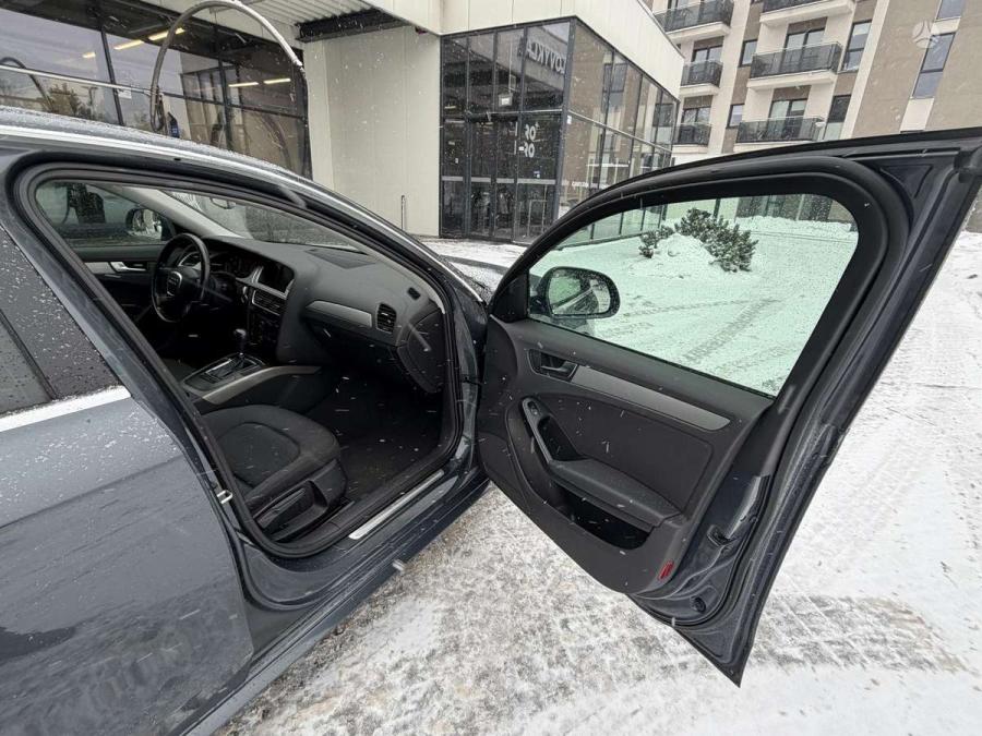 Blue Audi A4 2008 in Vilnius, with an engine capacity of 1.97 L and mileage of 308 thousand km for 3350 €, photo 20 on AUTOMOTO.COM.LV