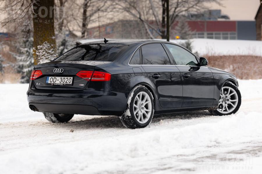Blue Audi A4 2008 in Jelgava, with an engine capacity of 2.00 L and mileage of 374 thousand km for 4900 €, photo 5 on AUTOMOTO.COM.LV