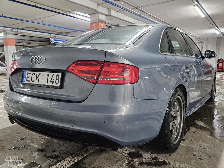Zils Audi A4 2008 Viļņa, ar dzinēja tilpumu 2.00 L un nobraukumu 146 tūkst. km par 4400 €, foto 8 vietnē AUTOMOTO.COM.LV