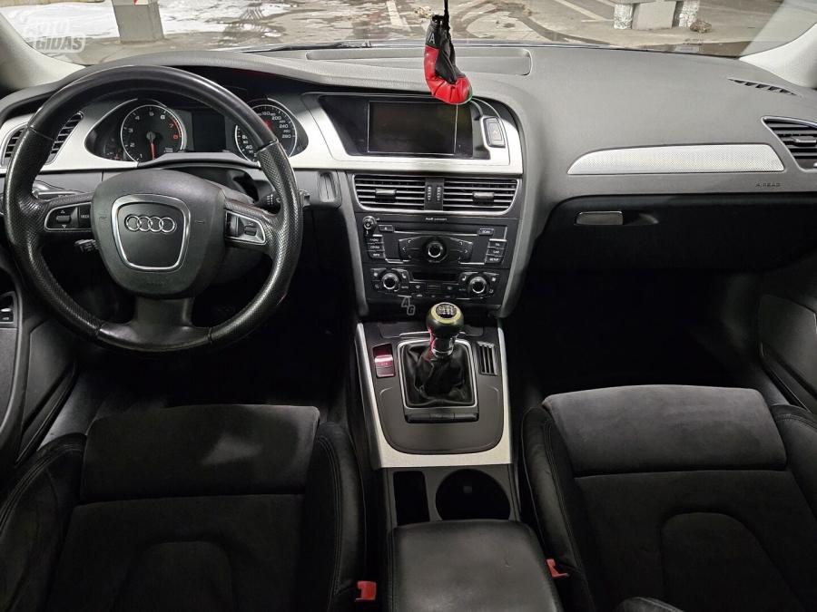 Zils Audi A4 2008 Viļņa, ar dzinēja tilpumu 2.00 L un nobraukumu 146 tūkst. km par 4400 €, foto 14 vietnē AUTOMOTO.COM.LV