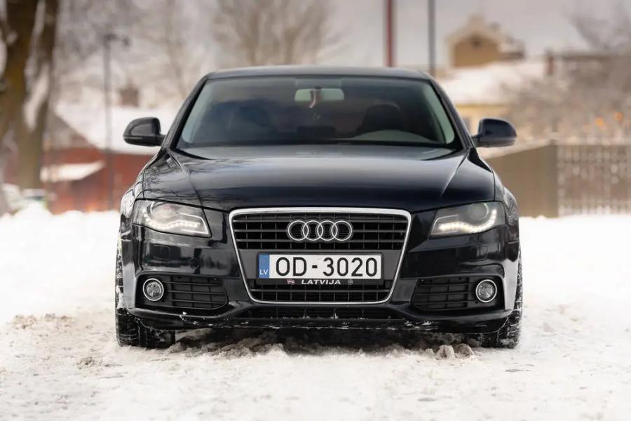 Zils Audi A4 2008 Jelgava, ar dzinēja tilpumu 2.00 L un nobraukumu 374 tūkst. km par 4900 €, foto 4 vietnē AUTOMOTO.COM.LV