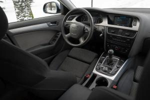 Zils Audi A4 2008 Jelgava, ar dzinēja tilpumu 2.00 L un nobraukumu 374 tūkst. km par 4900 €, foto 8 vietnē AUTOMOTO.COM.LV