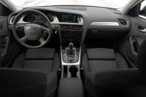 Zils Audi A4 2008 Jelgava, ar dzinēja tilpumu 2.00 L un nobraukumu 374 tūkst. km par 4900 €, foto 9 vietnē AUTOMOTO.COM.LV