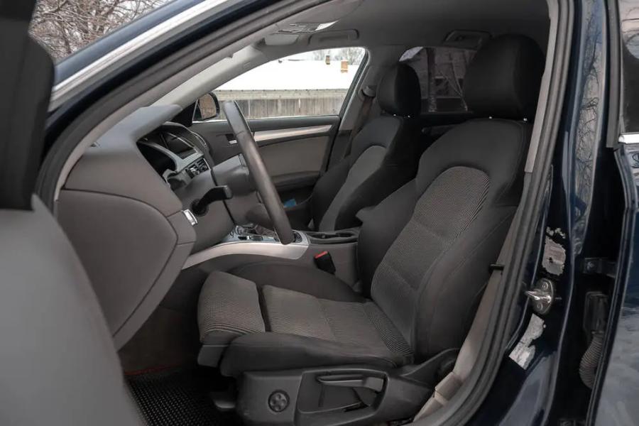 Zils Audi A4 2008 Jelgava, ar dzinēja tilpumu 2.00 L un nobraukumu 374 tūkst. km par 4900 €, foto 13 vietnē AUTOMOTO.COM.LV