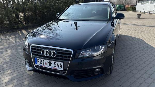Zils Audi A4 2008 Marijampole, ar dzinēja tilpumu 2.70 L un nobraukumu 295 tūkst. km par 5200 €, foto 3 vietnē AUTOMOTO.COM.LV