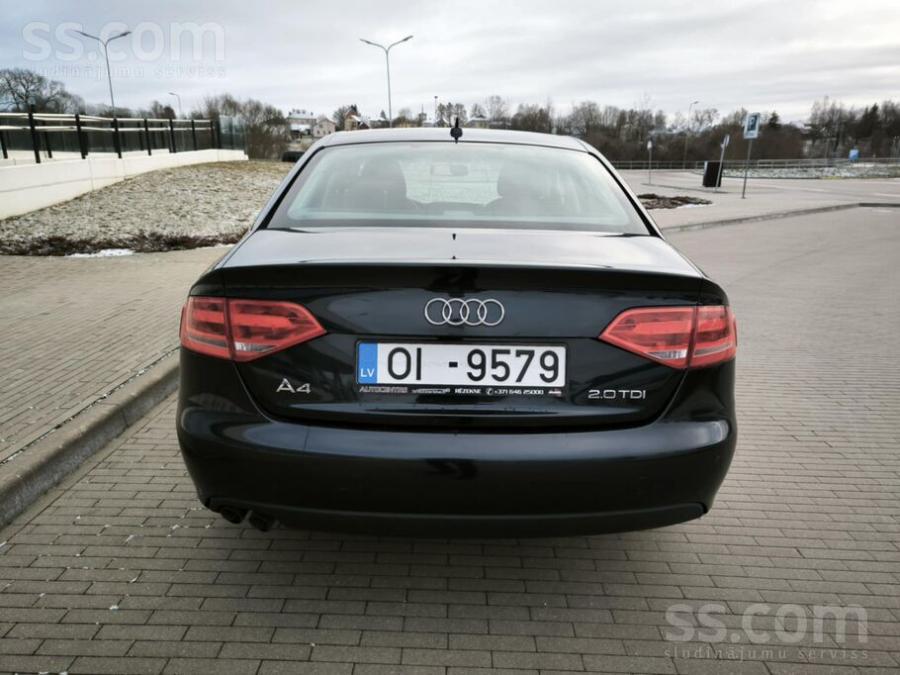 Zils Audi A4 2009 Rēzekne, ar dzinēja tilpumu 2.00 L un nobraukumu 282 tūkst. km par 6100 €, foto 4 vietnē AUTOMOTO.COM.LV