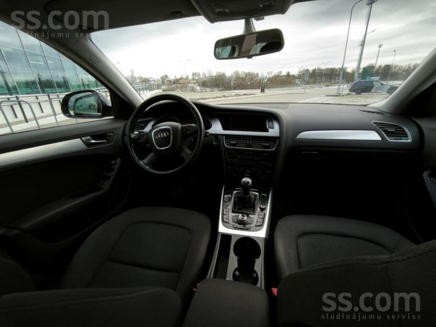 Zils Audi A4 2009 Rēzekne, ar dzinēja tilpumu 2.00 L un nobraukumu 282 tūkst. km par 6100 €, foto 9 vietnē AUTOMOTO.COM.LV