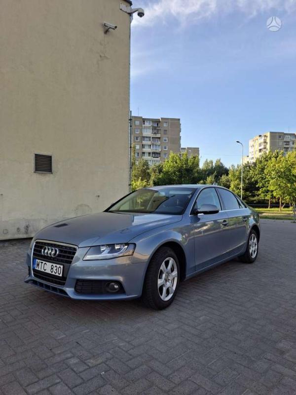 Zils Audi A4 2009 Viļņa, ar dzinēja tilpumu 1.97 L un nobraukumu 349 tūkst. km par 3950 €, foto 2 vietnē AUTOMOTO.COM.LV