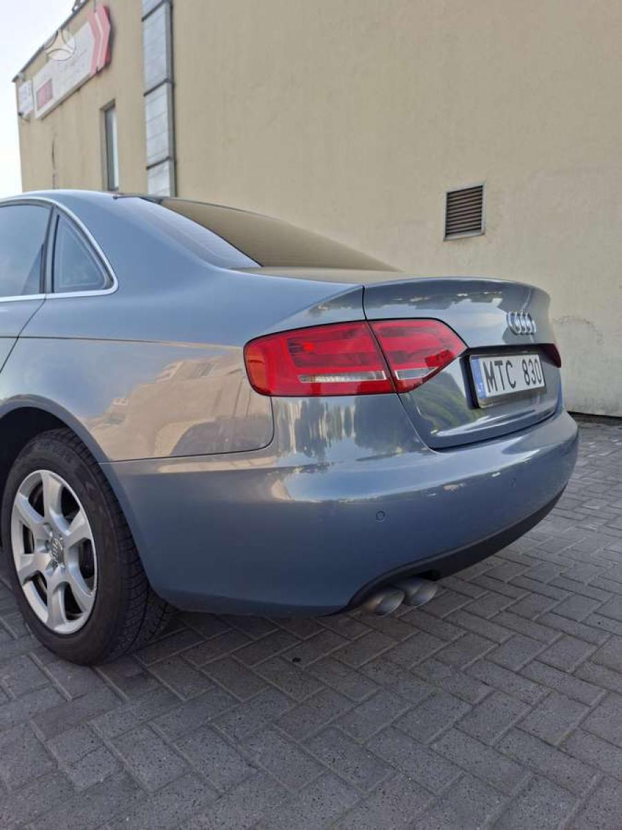 Zils Audi A4 2009 Viļņa, ar dzinēja tilpumu 1.97 L un nobraukumu 349 tūkst. km par 3950 €, foto 7 vietnē AUTOMOTO.COM.LV