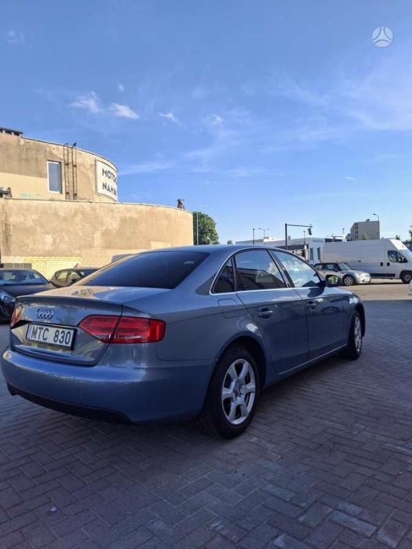 Zils Audi A4 2009 Viļņa, ar dzinēja tilpumu 1.97 L un nobraukumu 349 tūkst. km par 3950 €, foto 8 vietnē AUTOMOTO.COM.LV