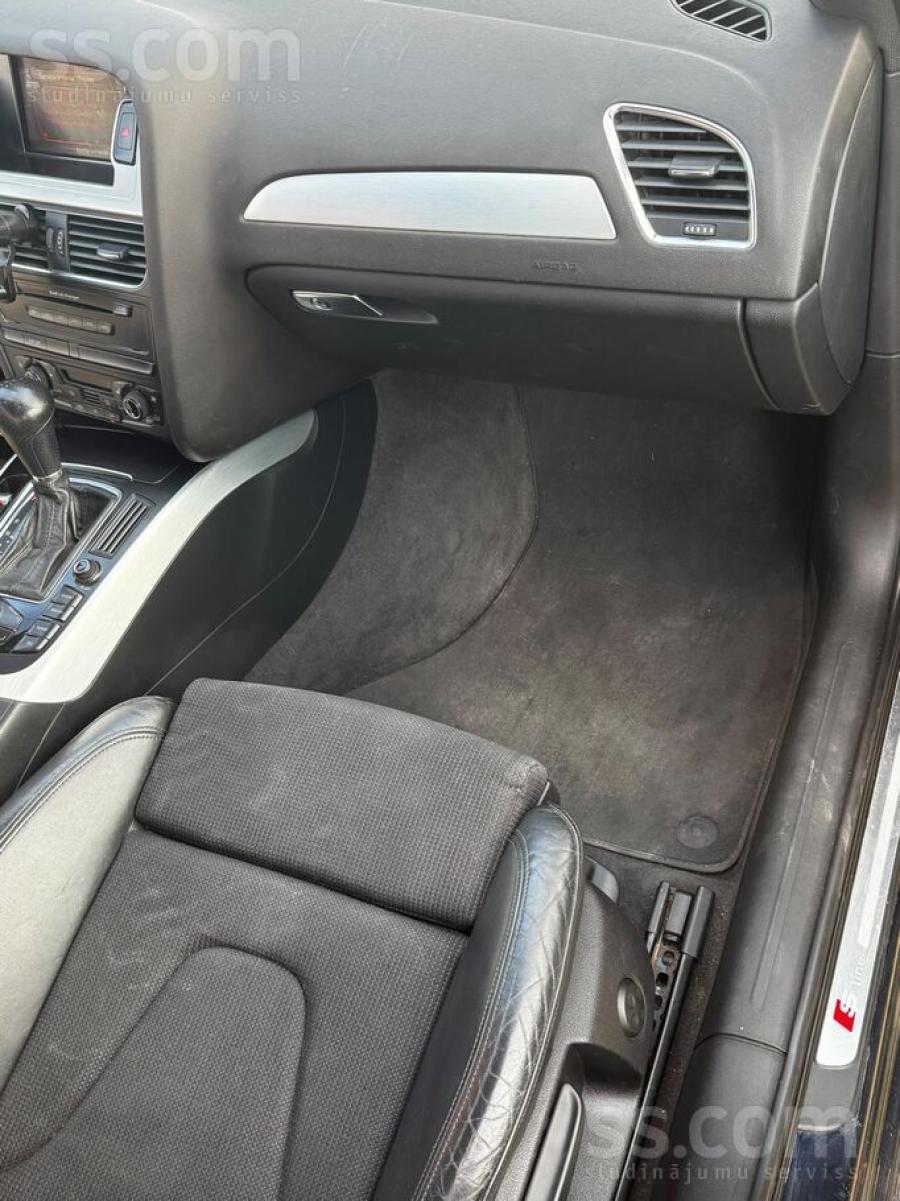 Blue Audi A4 2009 in Riga, with an engine capacity of 2.00 L and mileage of 233 thousand km for 5200 €, photo 9 on AUTOMOTO.COM.LV