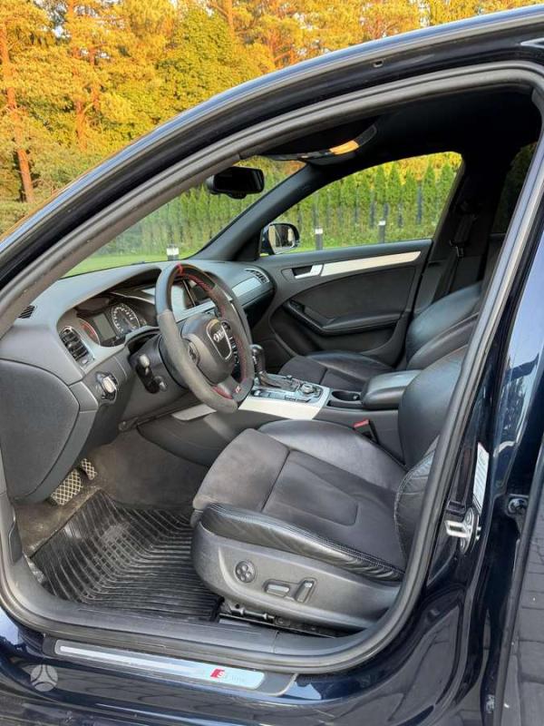 Zils Audi A4 2009 Viļņa, ar dzinēja tilpumu 2.70 L un nobraukumu 367 tūkst. km par 6300 €, foto 11 vietnē AUTOMOTO.COM.LV