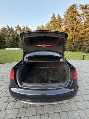Blue Audi A4 2009 in Vilnius, with an engine capacity of 2.70 L and mileage of 367 thousand km for 6300 €, photo 17 on AUTOMOTO.COM.LV