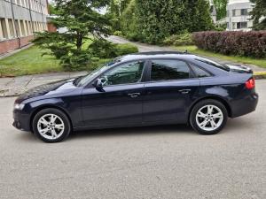 Zils Audi A4 2010 Jēkabpils, ar dzinēja tilpumu 2.00 L un nobraukumu 292 tūkst. km par 4990 €, foto 13 vietnē AUTOMOTO.COM.LV