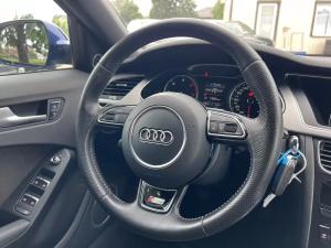 Blue Audi A4 2012 in Riga, with an engine capacity of 2.00 L and mileage of 257 thousand km for 10750 €, photo 15 on AUTOMOTO.COM.LV