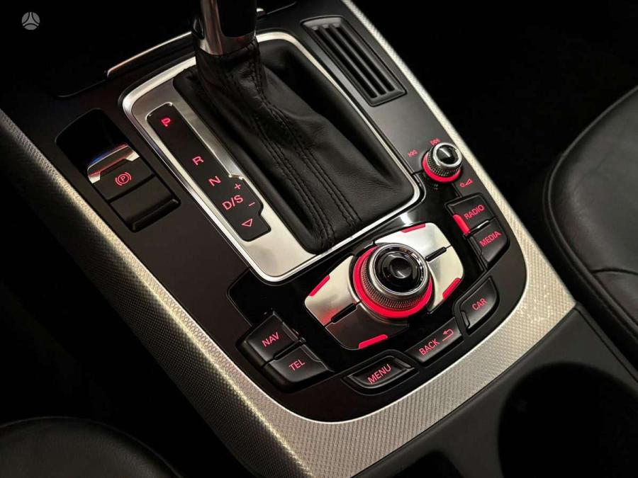 Zils Audi A4 2012 Marijampole, ar dzinēja tilpumu 2.97 L un nobraukumu 367 tūkst. km par 7450 €, foto 4 vietnē AUTOMOTO.COM.LV