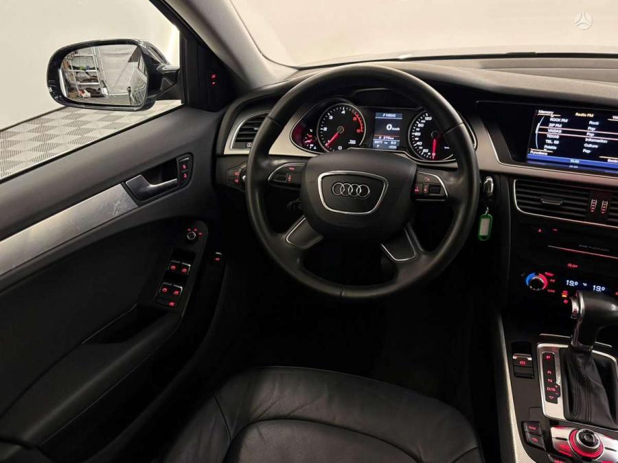 Zils Audi A4 2012 Marijampole, ar dzinēja tilpumu 2.97 L un nobraukumu 367 tūkst. km par 7450 €, foto 17 vietnē AUTOMOTO.COM.LV