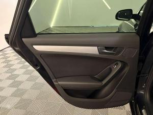 Zils Audi A4 2012 Marijampole, ar dzinēja tilpumu 2.97 L un nobraukumu 367 tūkst. km par 7450 €, foto 19 vietnē AUTOMOTO.COM.LV