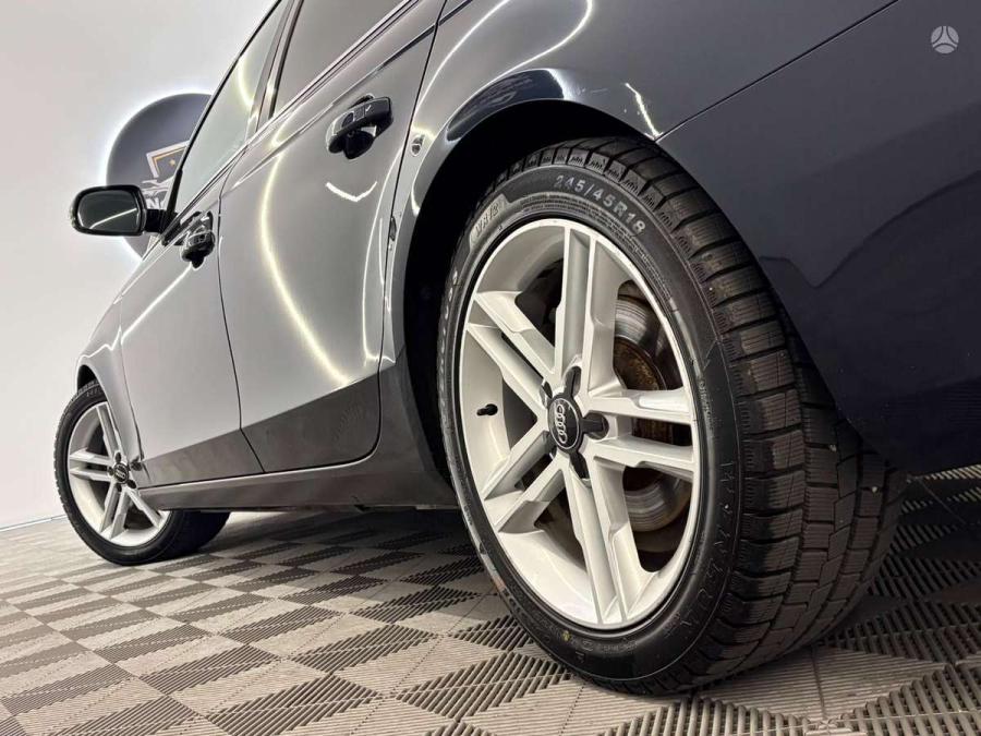 Zils Audi A4 2012 Marijampole, ar dzinēja tilpumu 2.97 L un nobraukumu 367 tūkst. km par 7450 €, foto 21 vietnē AUTOMOTO.COM.LV
