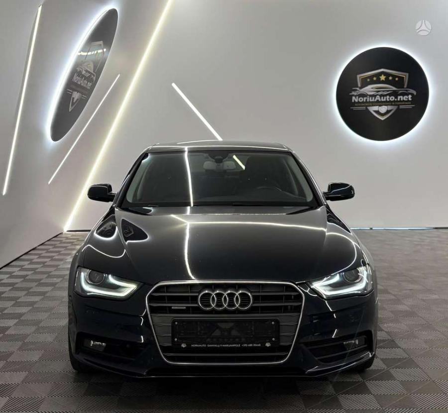 Zils Audi A4 2012 Marijampole, ar dzinēja tilpumu 2.97 L un nobraukumu 367 tūkst. km par 7450 €, foto 22 vietnē AUTOMOTO.COM.LV