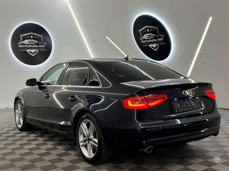 Zils Audi A4 2012 Marijampole, ar dzinēja tilpumu 2.97 L un nobraukumu 367 tūkst. km par 7450 €, foto 32 vietnē AUTOMOTO.COM.LV