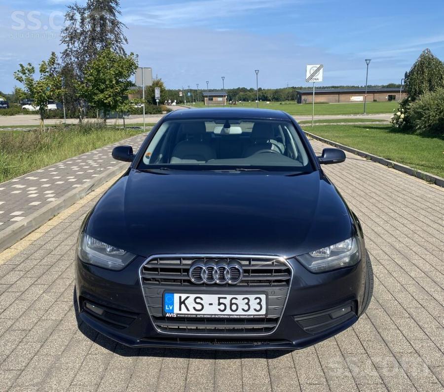 Blue Audi A4 2012 in Riga, with an engine capacity of 2.00 L and mileage of 296 thousand km for 6900 €, photo 4 on AUTOMOTO.COM.LV