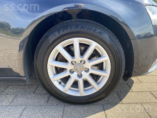 Zils Audi A4 2012 Rīga, ar dzinēja tilpumu 2.00 L un nobraukumu 296 tūkst. km par 6900 €, foto 7 vietnē AUTOMOTO.COM.LV