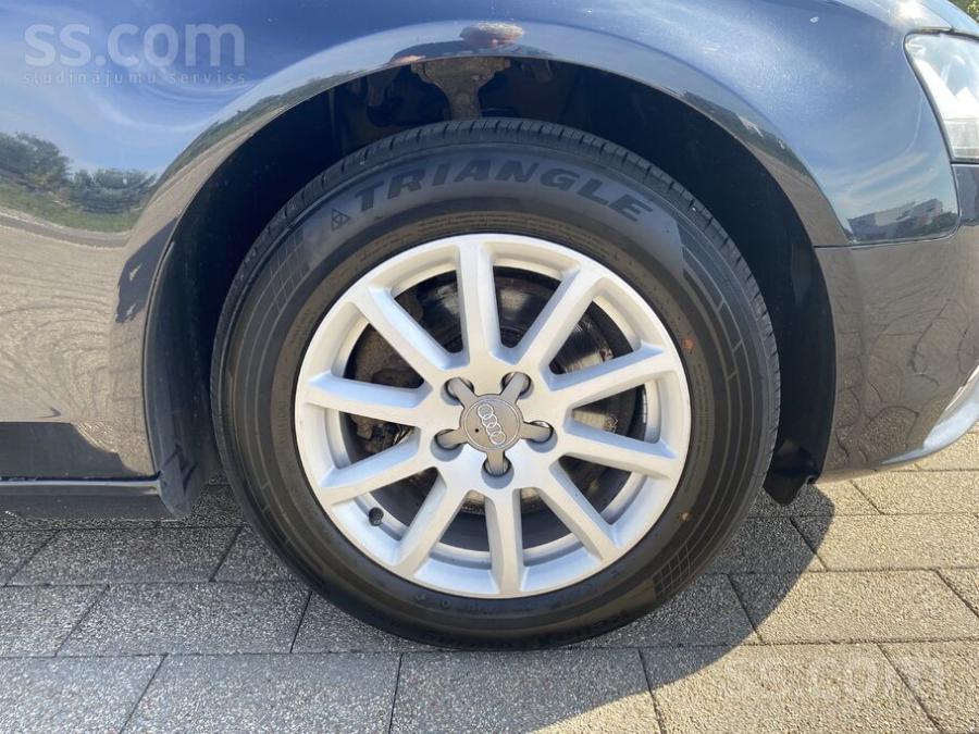Blue Audi A4 2012 in Riga, with an engine capacity of 2.00 L and mileage of 296 thousand km for 6900 €, photo 7 on AUTOMOTO.COM.LV