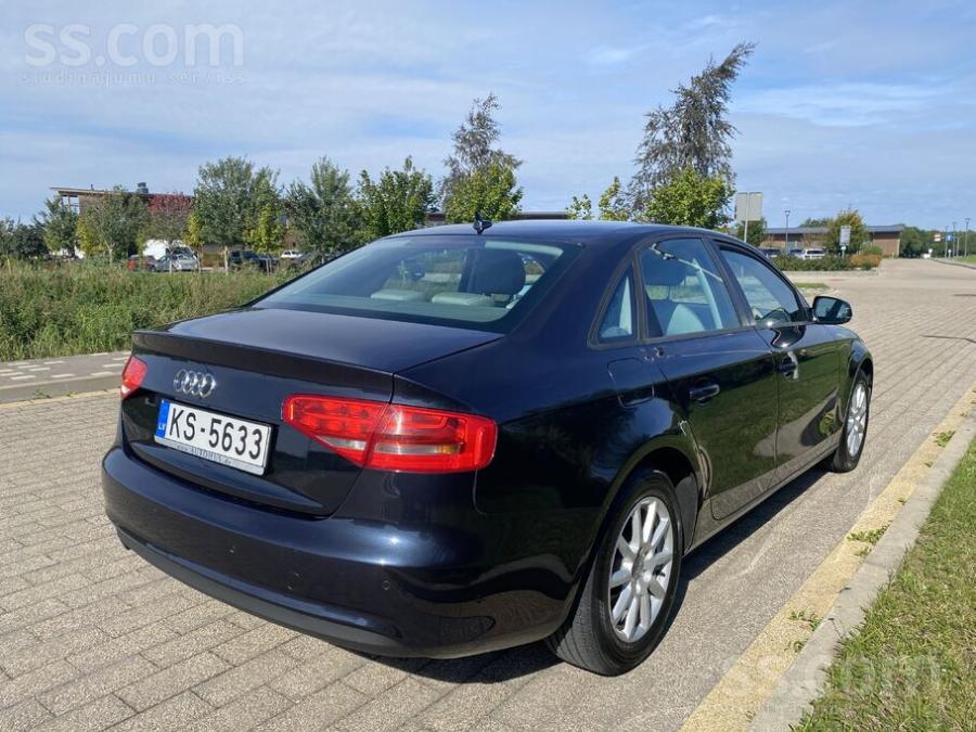 Blue Audi A4 2012 in Riga, with an engine capacity of 2.00 L and mileage of 296 thousand km for 6900 €, photo 9 on AUTOMOTO.COM.LV