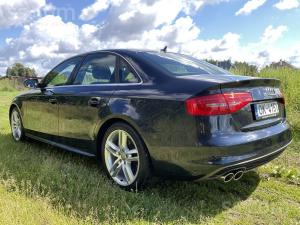 Blue Audi A4 2014 in Riga, with an engine capacity of 1.80 L and mileage of 275 thousand km for 7900 €, photo 5 on AUTOMOTO.COM.LV