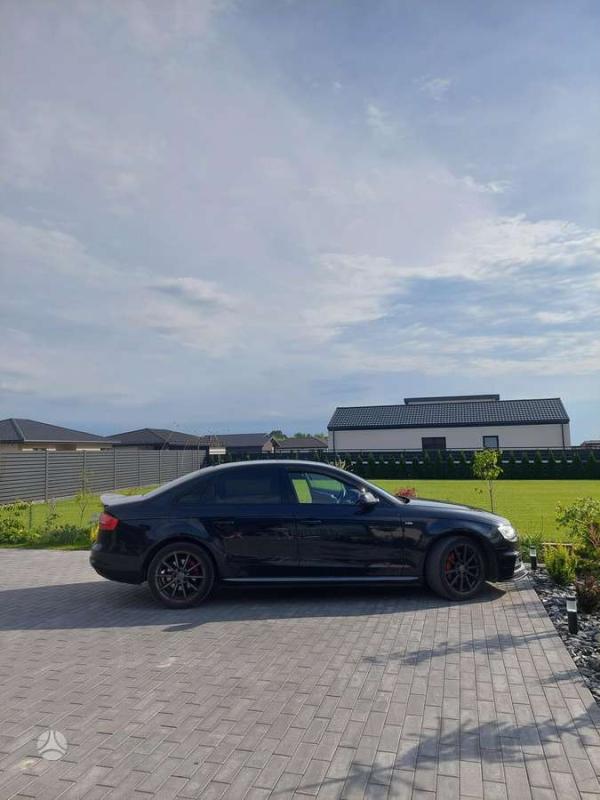 Blue Audi A4 2014 in Vilnius, with an engine capacity of 1.98 L and mileage of 185 thousand km for 9600 €, photo 2 on AUTOMOTO.COM.LV