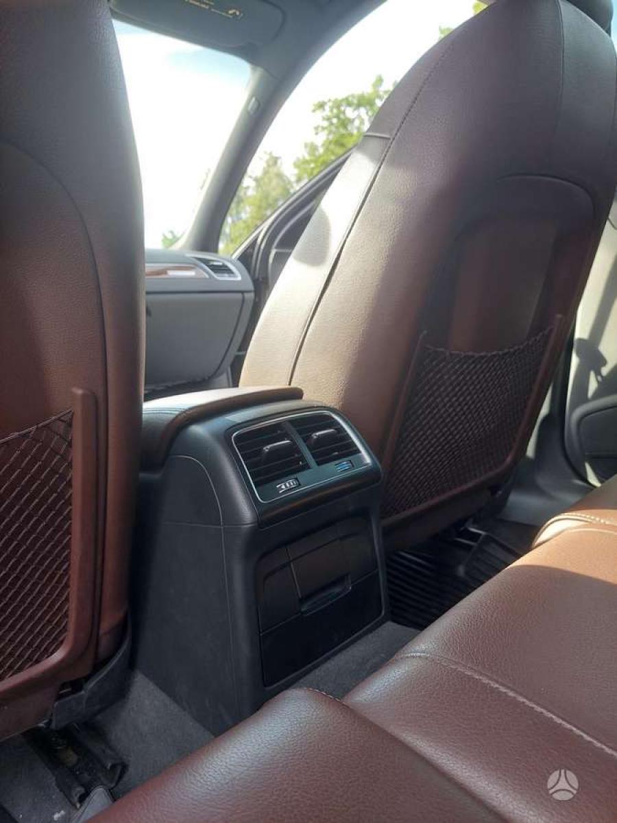 Blue Audi A4 2014 in Vilnius, with an engine capacity of 1.98 L and mileage of 185 thousand km for 9600 €, photo 14 on AUTOMOTO.COM.LV