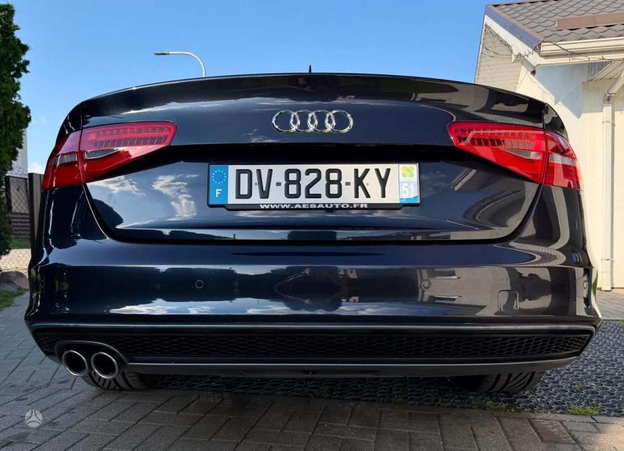 Blue Audi A4 2015 in Kaunas, with an engine capacity of 2.00 L and mileage of 260 thousand km for 10800 €, photo 11 on AUTOMOTO.COM.LV