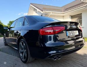 Blue Audi A4 2015 in Kaunas, with an engine capacity of 2.00 L and mileage of 260 thousand km for 10800 €, photo 19 on AUTOMOTO.COM.LV