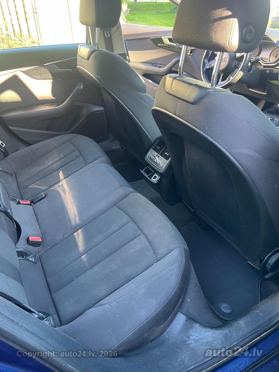 Zils Audi A4 2016 Tallina, ar dzinēja tilpumu 2.00 L un nobraukumu 223 tūkst. km par 11500 €, foto 13 vietnē AUTOMOTO.COM.LV