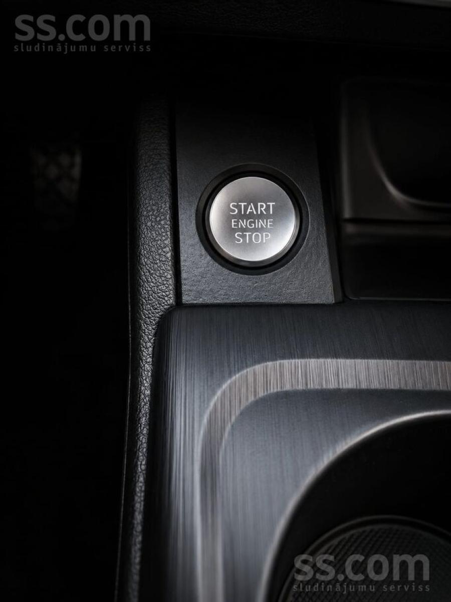 Blue Audi A4 2016 in Jelgava, with an engine capacity of 1.40 L and mileage of 215 thousand km for 11200 €, photo 17 on AUTOMOTO.COM.LV