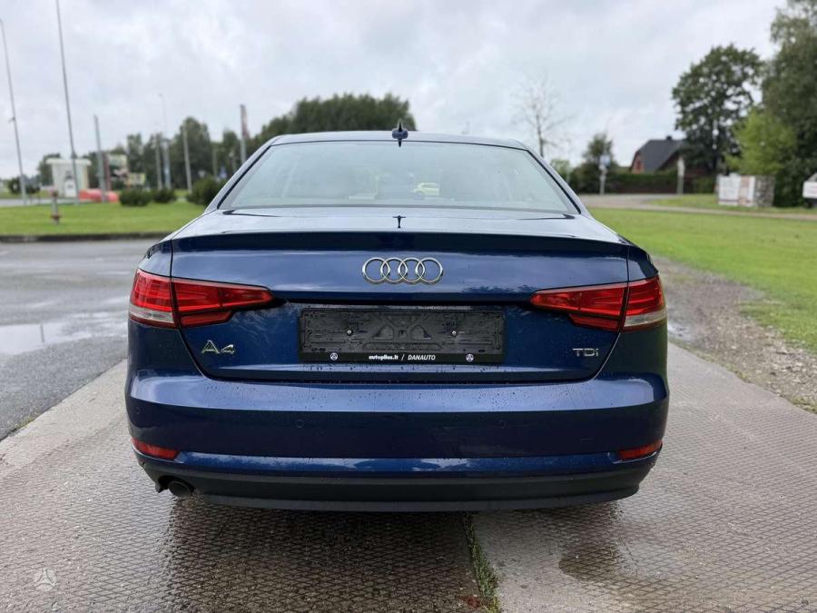 Zils Audi A4 2016 Panevēža, ar dzinēja tilpumu 1.97 L un nobraukumu 291 tūkst. km par 9999 €, foto 10 vietnē AUTOMOTO.COM.LV
