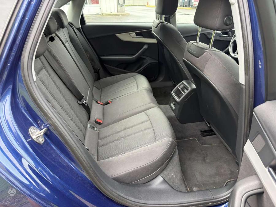 Zils Audi A4 2016 Panevēža, ar dzinēja tilpumu 1.97 L un nobraukumu 291 tūkst. km par 9999 €, foto 23 vietnē AUTOMOTO.COM.LV