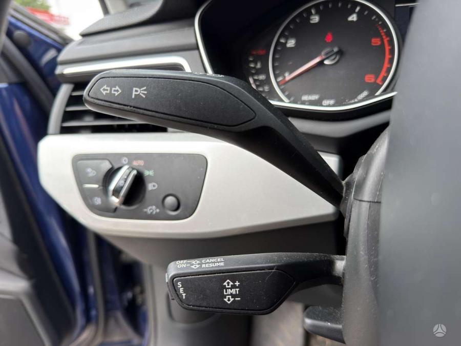 Zils Audi A4 2016 Panevēža, ar dzinēja tilpumu 1.97 L un nobraukumu 291 tūkst. km par 9999 €, foto 27 vietnē AUTOMOTO.COM.LV
