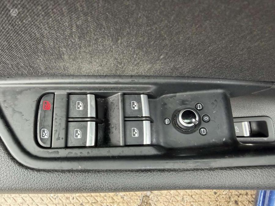 Zils Audi A4 2016 Panevēža, ar dzinēja tilpumu 1.97 L un nobraukumu 291 tūkst. km par 9999 €, foto 33 vietnē AUTOMOTO.COM.LV