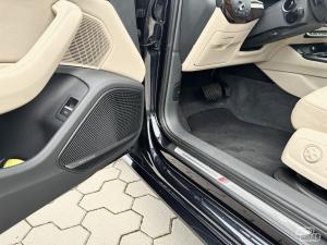 Blue Audi A4 2018 in Vilnius, with an engine capacity of 2.00 L and mileage of 111 thousand km for 16300 €, photo 18 on AUTOMOTO.COM.LV
