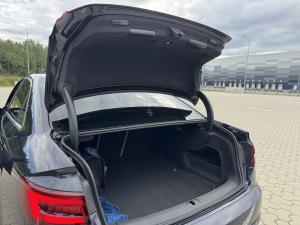 Blue Audi A4 2018 in Vilnius, with an engine capacity of 2.00 L and mileage of 111 thousand km for 16300 €, photo 25 on AUTOMOTO.COM.LV