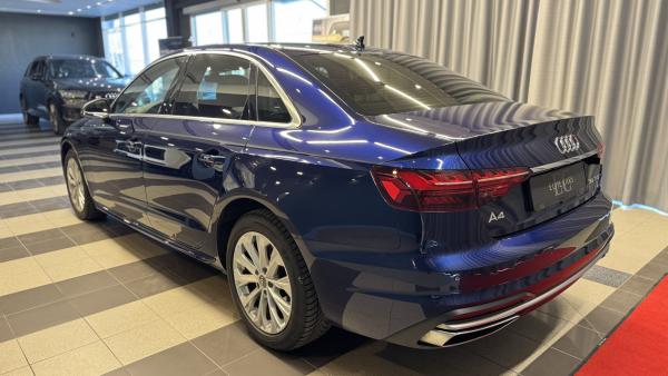 Zils Audi A4 2020 Rīga, ar dzinēja tilpumu 2.00 L un nobraukumu 174 tūkst. km par 18990 €, foto 6 vietnē AUTOMOTO.COM.LV