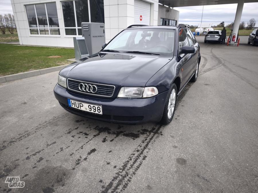 Zils Audi A4 1996 Telšiai, ar dzinēja tilpumu 1.90 L un nobraukumu 290 tūkst. km par 1350 €, foto 1 vietnē AUTOMOTO.COM.LV