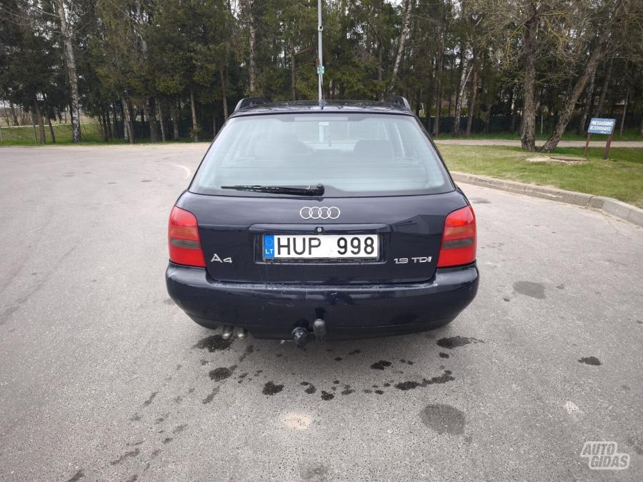 Zils Audi A4 1996 Telšiai, ar dzinēja tilpumu 1.90 L un nobraukumu 290 tūkst. km par 1350 €, foto 7 vietnē AUTOMOTO.COM.LV