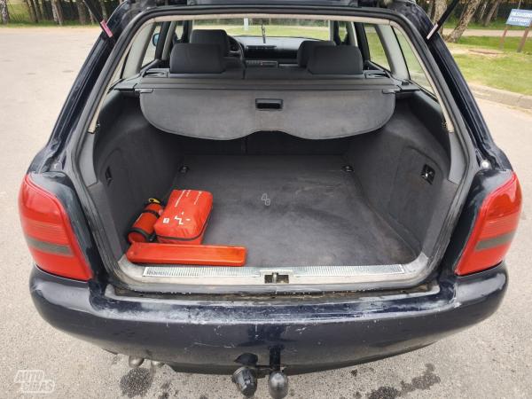 Blue Audi A4 1996 in Telschi, with an engine capacity of 1.90 L and mileage of 290 thousand km for 1350 €, photo 7 on AUTOMOTO.COM.LV